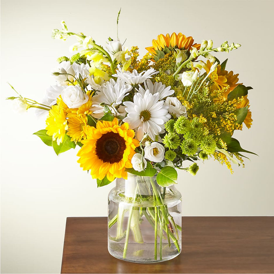 Grand Forks Florist | Same Day Flower Delivery by Flowers By Us